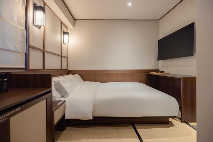 아늑한 스탠다드 #편의점옆숙소 # 2호선5호선라인 숙소#짐보관(주차불가) - Seoul