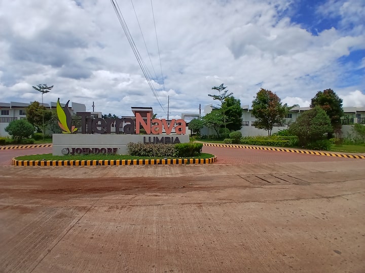 Tierra Nava Town House - Opol