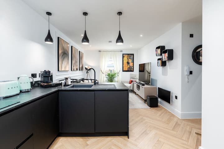 The Luxe Executive Apartment | Altrincham - Knutsford