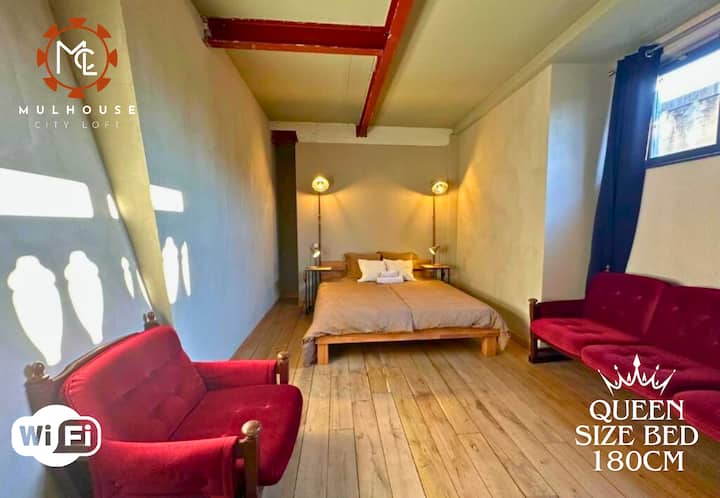 Loftstil, Queenbett & Bigscreen - Mulhouse