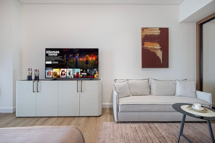 150mbps Wifi · Studio · Dubai - Dubai