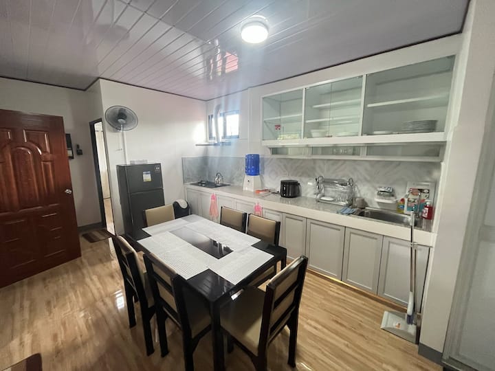 Room 4 Maryknoll`s Place - Surigao City