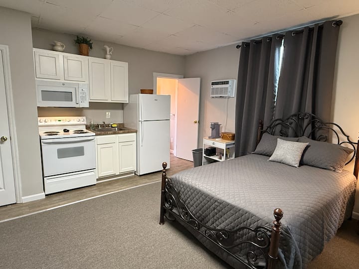 Maple Street Retreat - Kincaid Lake State Park, Falmouth