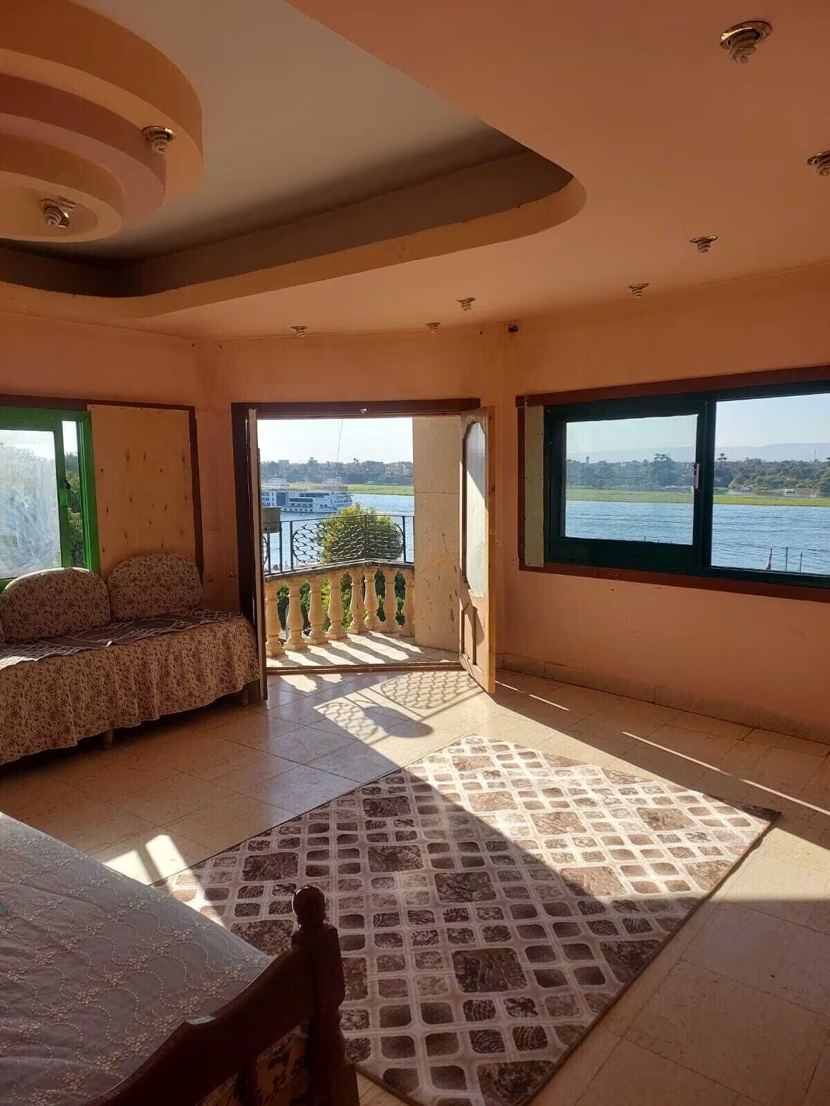 Vue spectaculaire sur le Nil. LVR - Appartements à louer à Gazirat Al ...