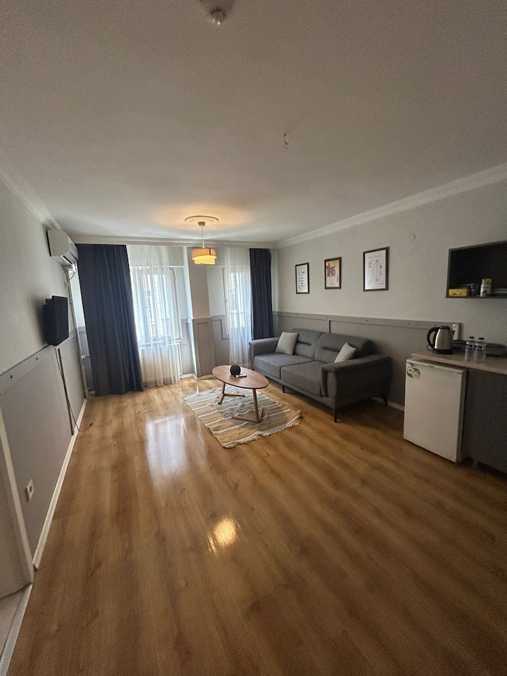 Kadıköy Osmanağa’da, Barlar Sokağında Daire - Maltepe