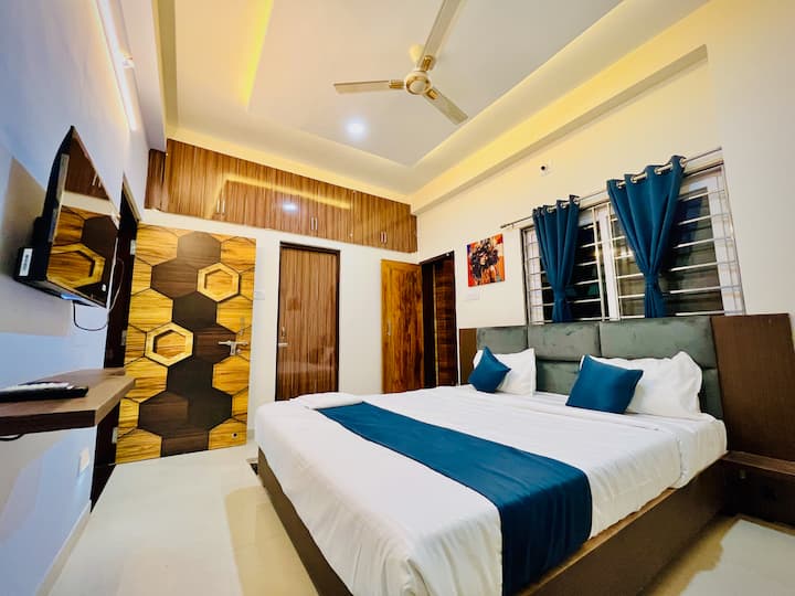 Emerald Signature 204 - Bhubaneswar