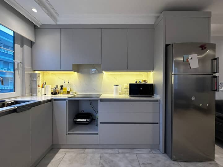 Alanya'da Geniş 2+1 - Plaja 300m - Alanya