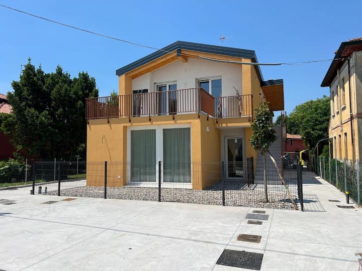 [Magnolia] Appartamento Con Giardino Privato - San Donà di Piave