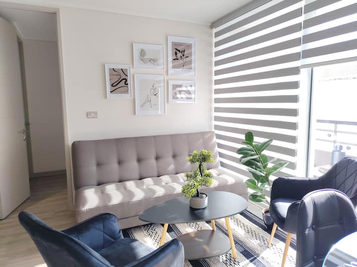 Prime | Amplio Y Moderno Departamento Wifi - Metro - Chile