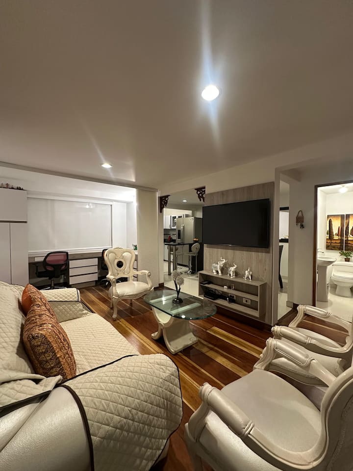 Casa Espaciosa Para Parejas Y Grupos Familiares - Manizales