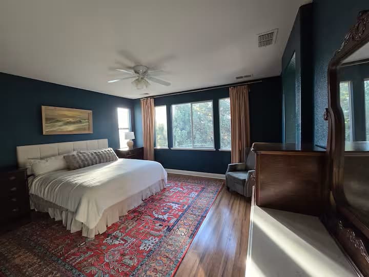 Private 1br King Suite - Ripon, CA