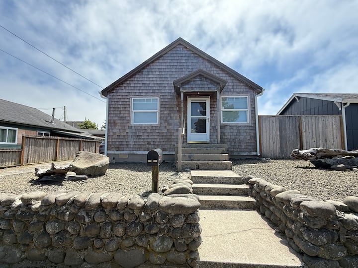 Seaside Cottage - Seaside, OR