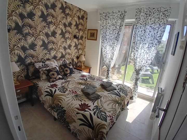 T2 Avec Jardin Et Parking à La Baie Des Anges - La Ciotat