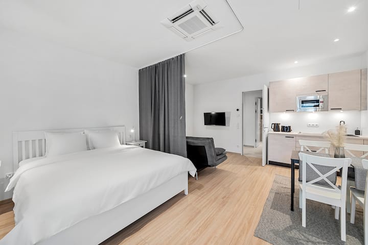 Vibestudio A1-a5 | Central | Ac - Wien