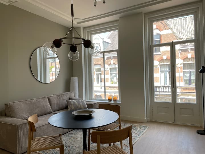 Bright City Apartment With Balcony - Groesbeek