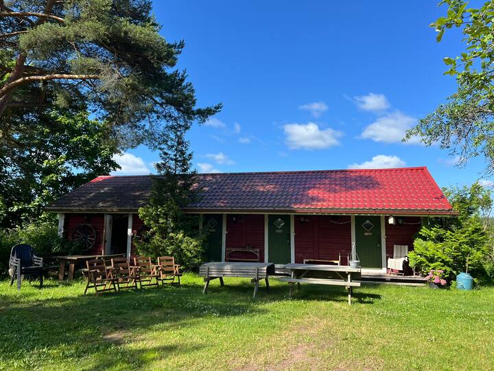 Ahola Lomalaidun Leiviskä - Kotka