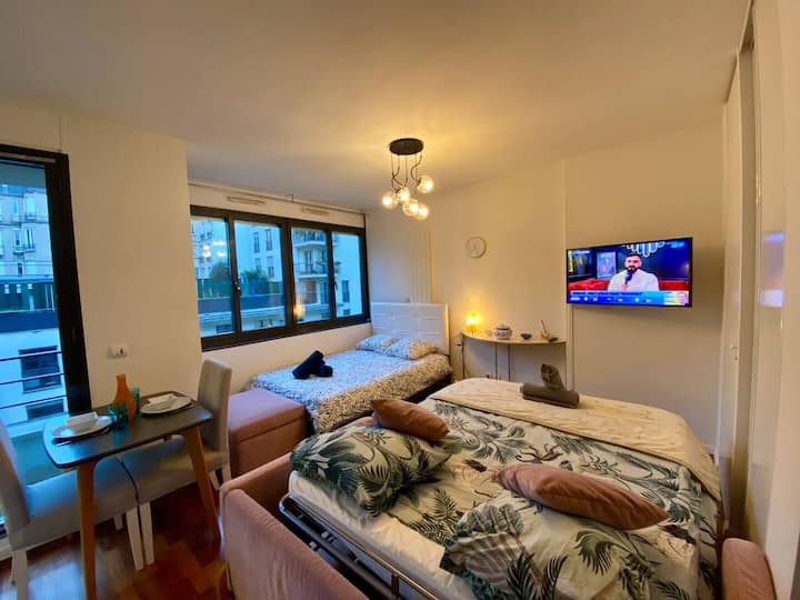 Studio Tour Eiffel Passy - Paris