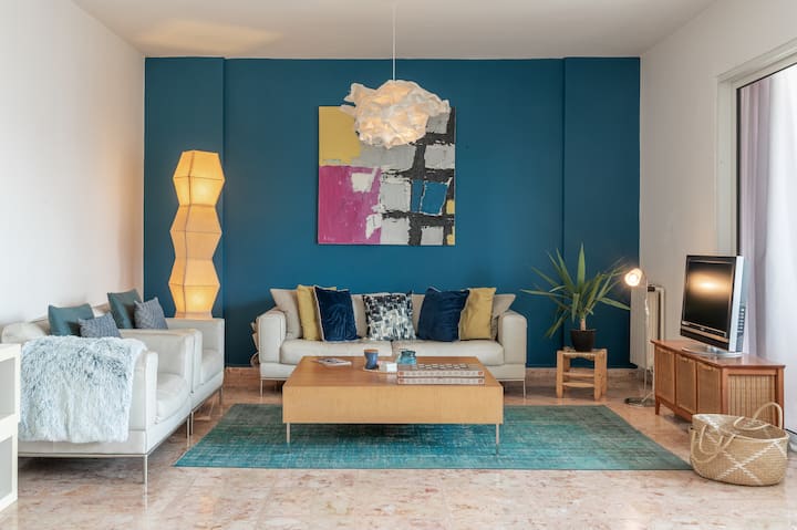 Colorful 2br Apt In Ashrafieh - Beirut