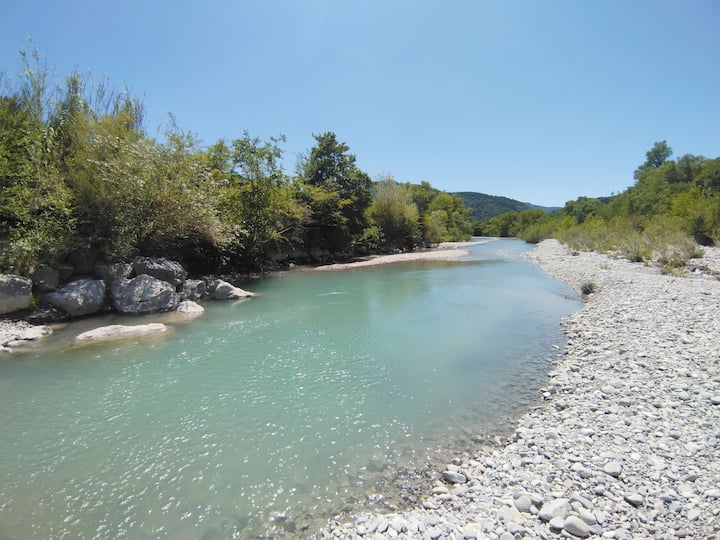 Glamping En Bord De Rivière - Drôme