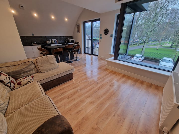 Bed In Shared House/ Weekly Stay - Cork