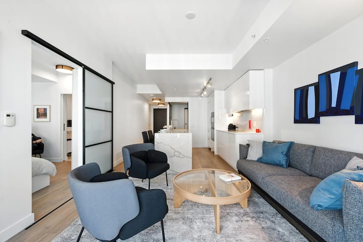 Ocean Views, Great Amenities ! - 