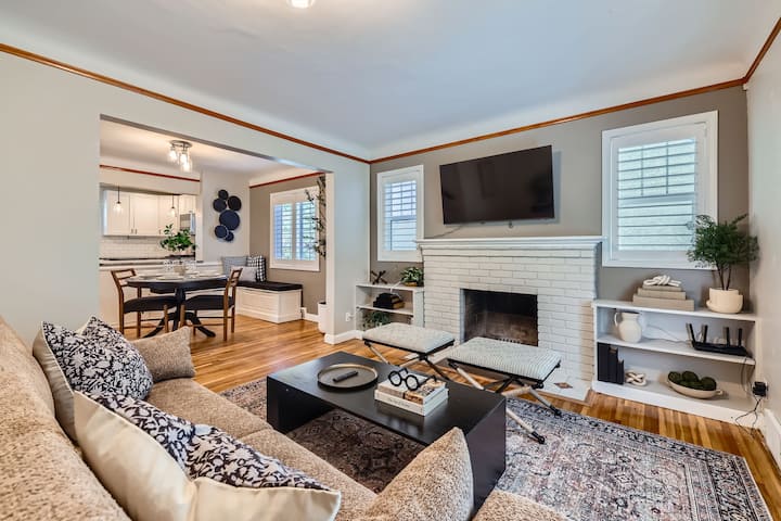 4br W/ Hot Tub, Fire Pit, Games Near Msp & Moa - Minneapolis, MN