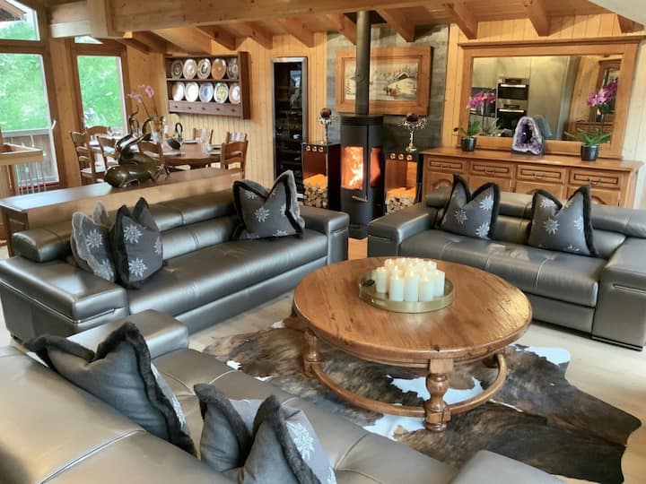 Luxury Chalet With Sauna & Outdoor Jacuzzi - ザースフェー