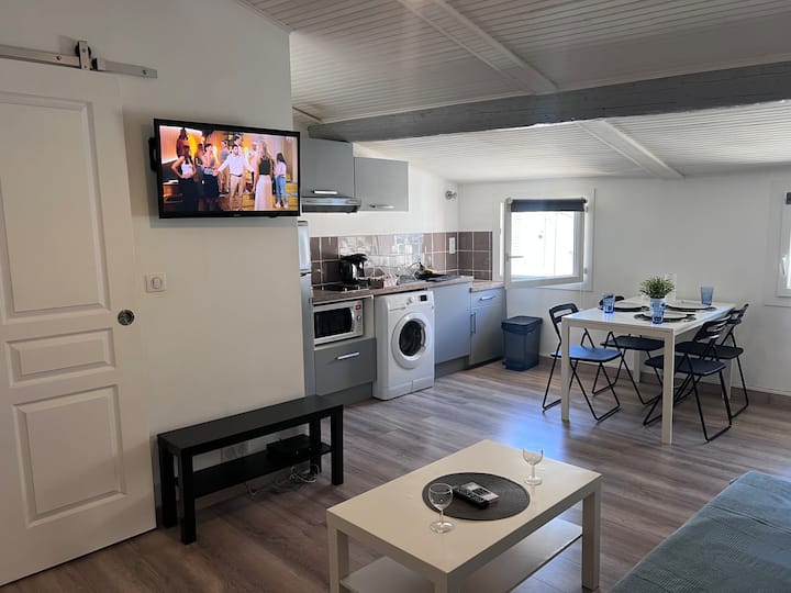 Studio Lumineux Avec Chambre - Cassis