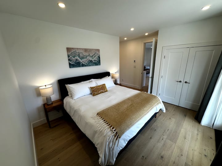 Seawolf Suites - Storm View Hideaway - Ucluelet