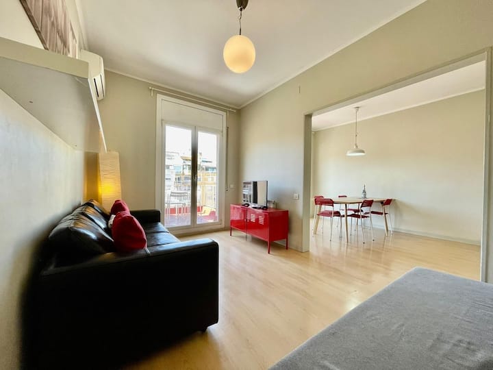 The Sagrada Penthouse. - Mollet del Vallès