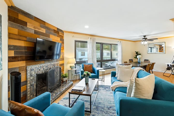 New! 3br Stylish Home Near San Francisco & Airport - South San Francisco, CA