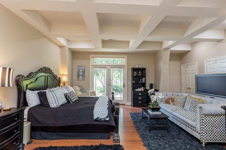 Morgan Suite At The James Morgan - Harrisonburg, VA