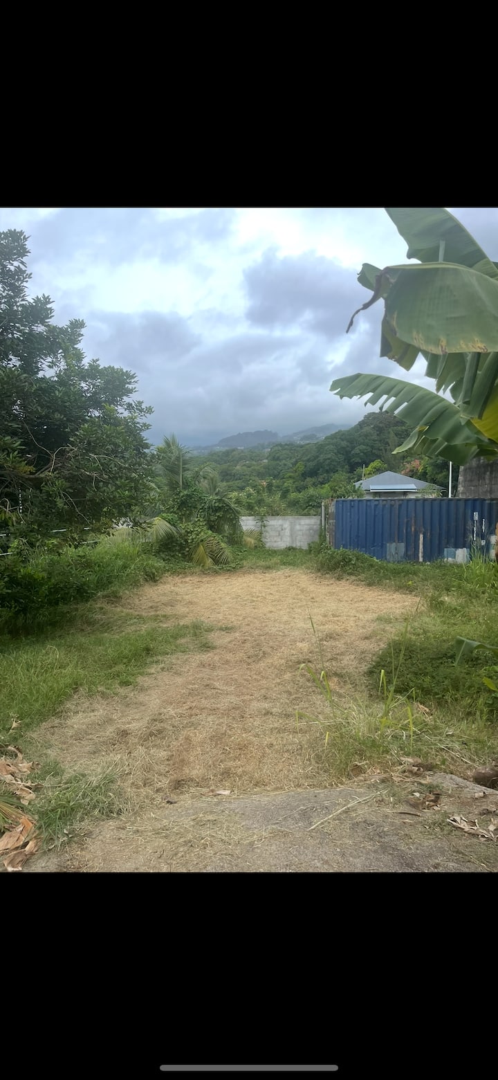 Terrain Pour Campeur Faa'a - Tahiti