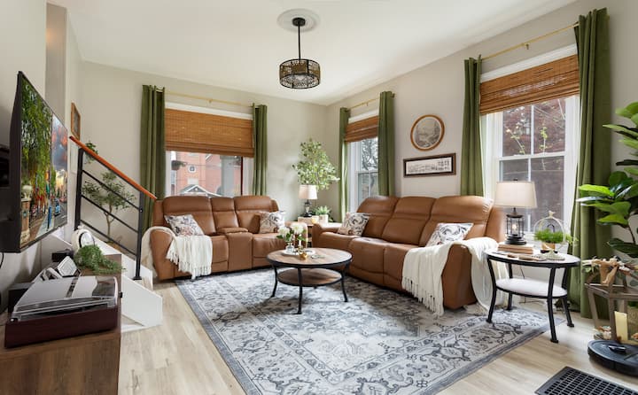 Heritage Haven:walk To Uptown, Luxe Historic Charm - 폴라리스