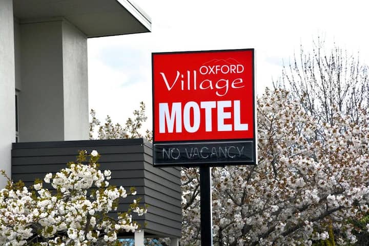 Two Bedroom Unit - Oxford