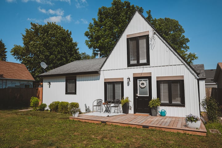 The Huron House - Lake Access - Sarnia