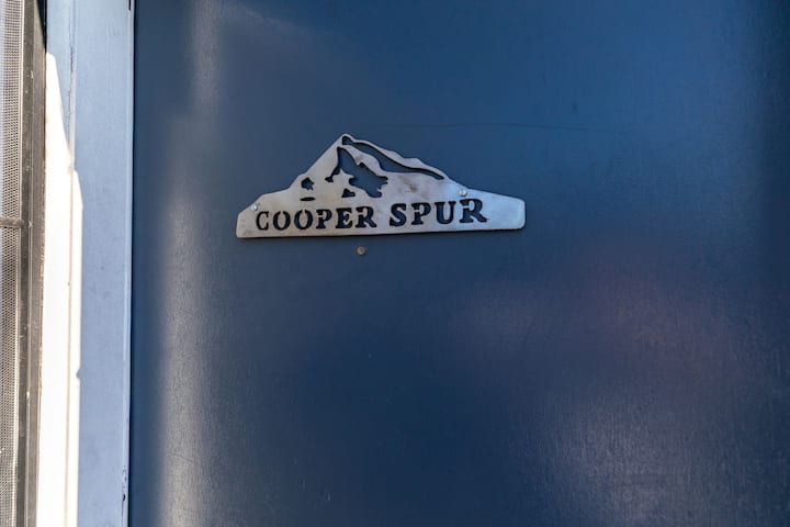 Cooper Spur Suite - Portland, OR