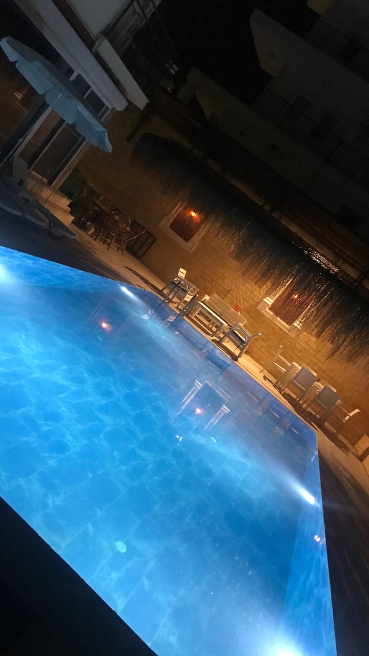 ÖZel Havuzlu Triblex Villa - Davutlar