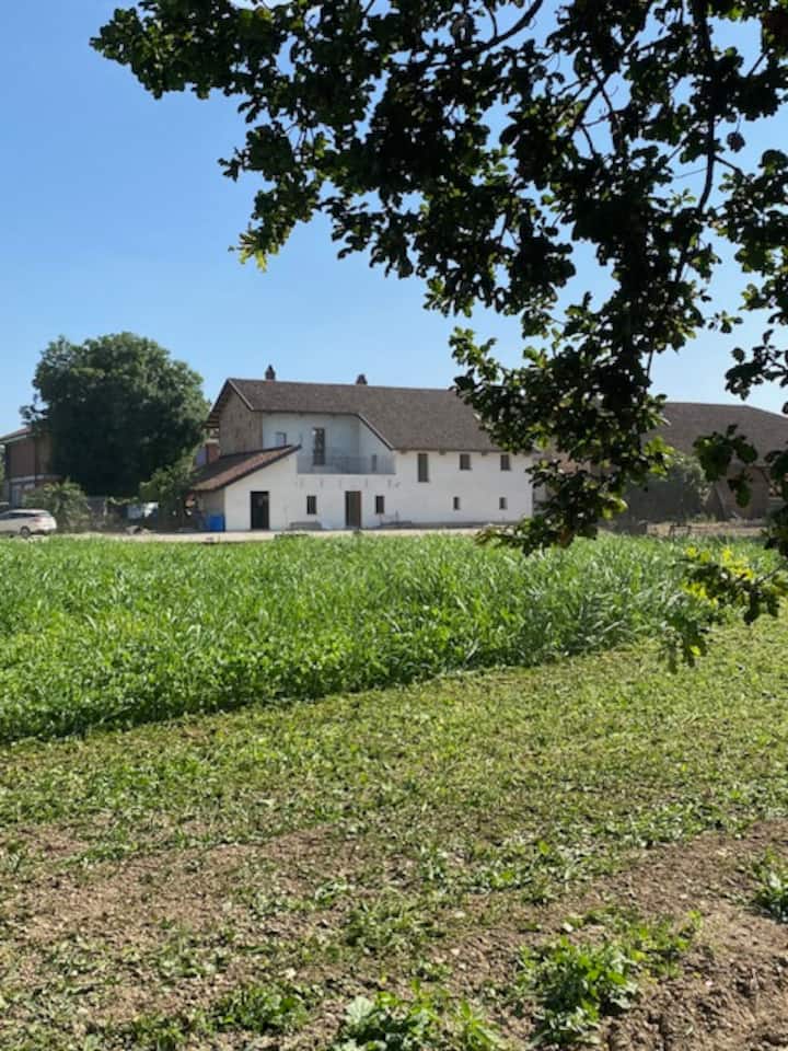 Cascina Immersa Nel Verde. - Bra