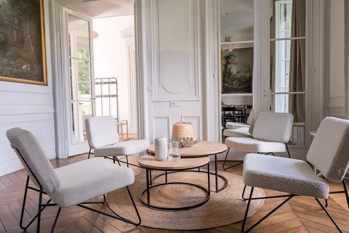 Chambre Dans Un Château à Fontainebleau - Piscine - Fontainebleau