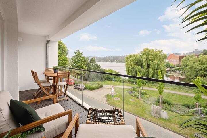 Maisuites - Zentrale Luxus-fewo Mit Seeblick - Mölln