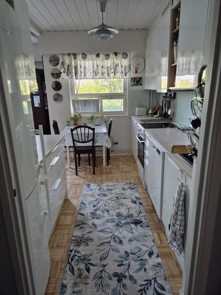 Great Seaside Apartment + Sauna - Helsinki