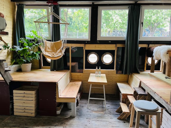 Central Big Room W/ Terrace On Community Houseboat - Berlin