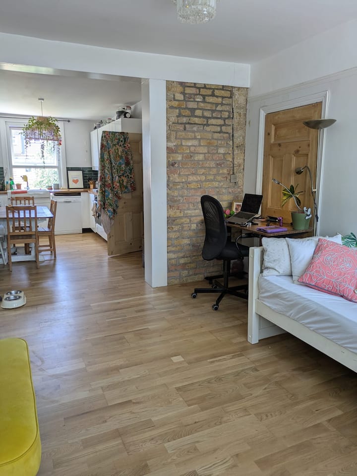 Stunning Open-plan Family Flat - Twickenham