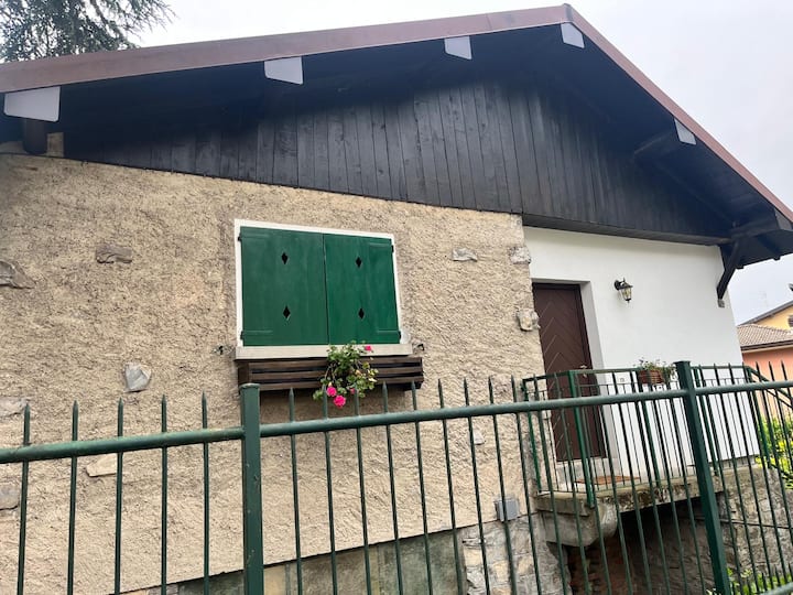 La Valbronina Deliziosa Casetta - Lasnigo