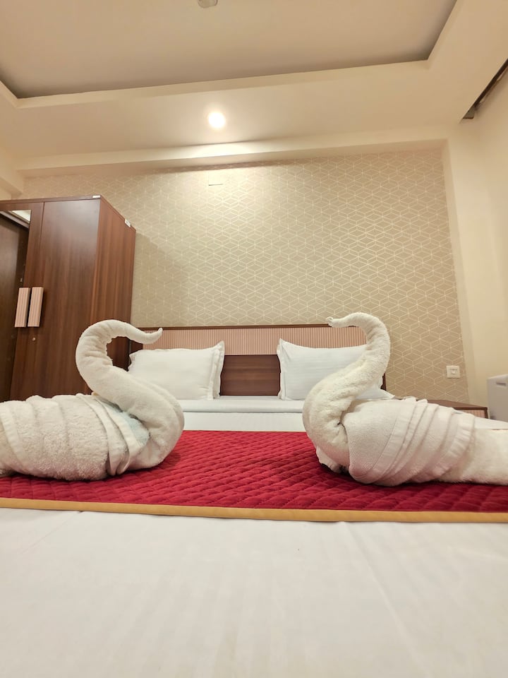 Gih_ac_1bhk_near_beach_with_kitchen_2washroom_6pax - Puri