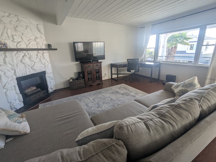 Alma Home - Manhattan Beach, CA