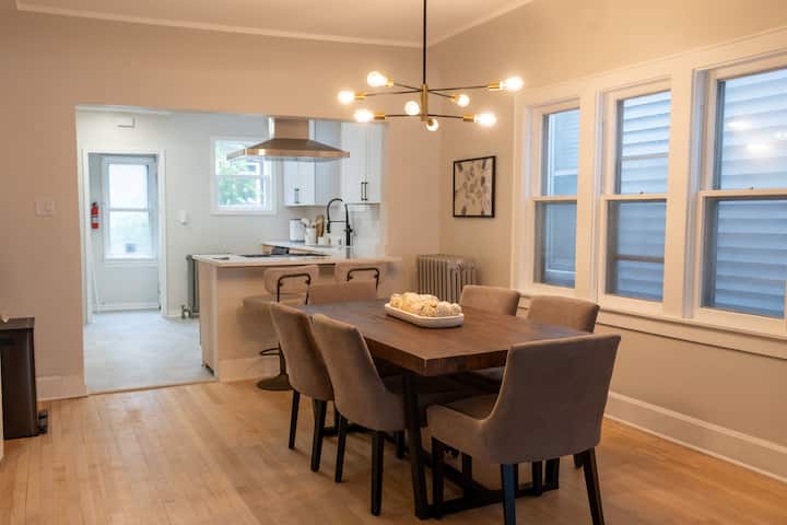 Brady St Full Home & Patio - Milwaukee, WI