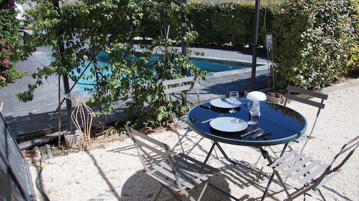 Dépendance De Villa Avec Accès Piscine - Arles