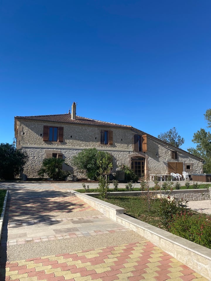 Gîte De Caractère De 230 M2 - Gers